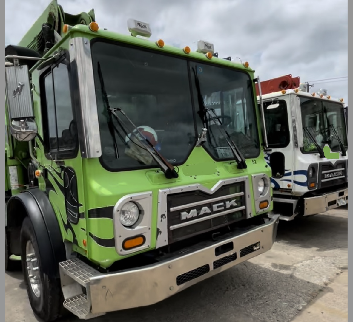 SOLD - 2015 52ZX5 KCP on 2015 MACK - Global Concrete Pumps