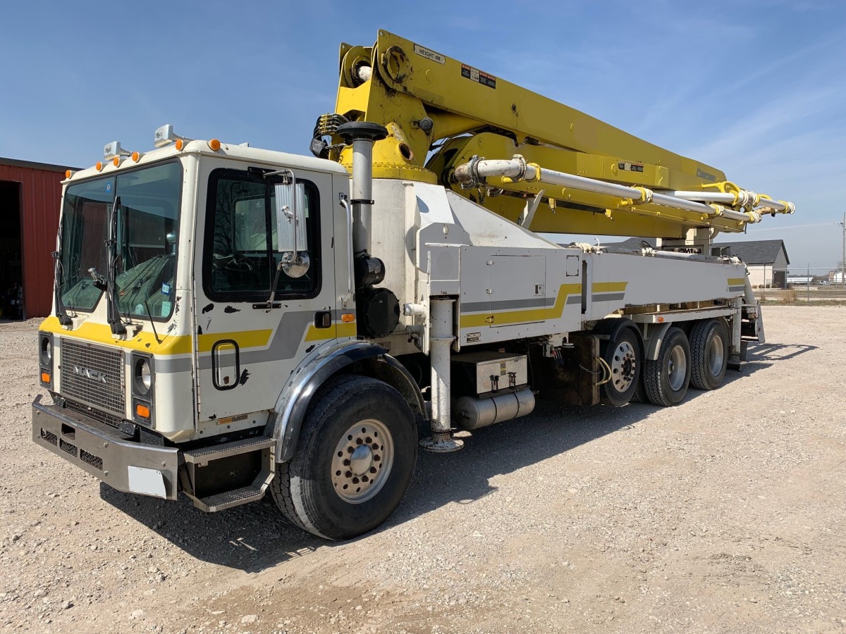 SOLD - 2007 40m Concord on 2007 MACK - Global Concrete Pumps
