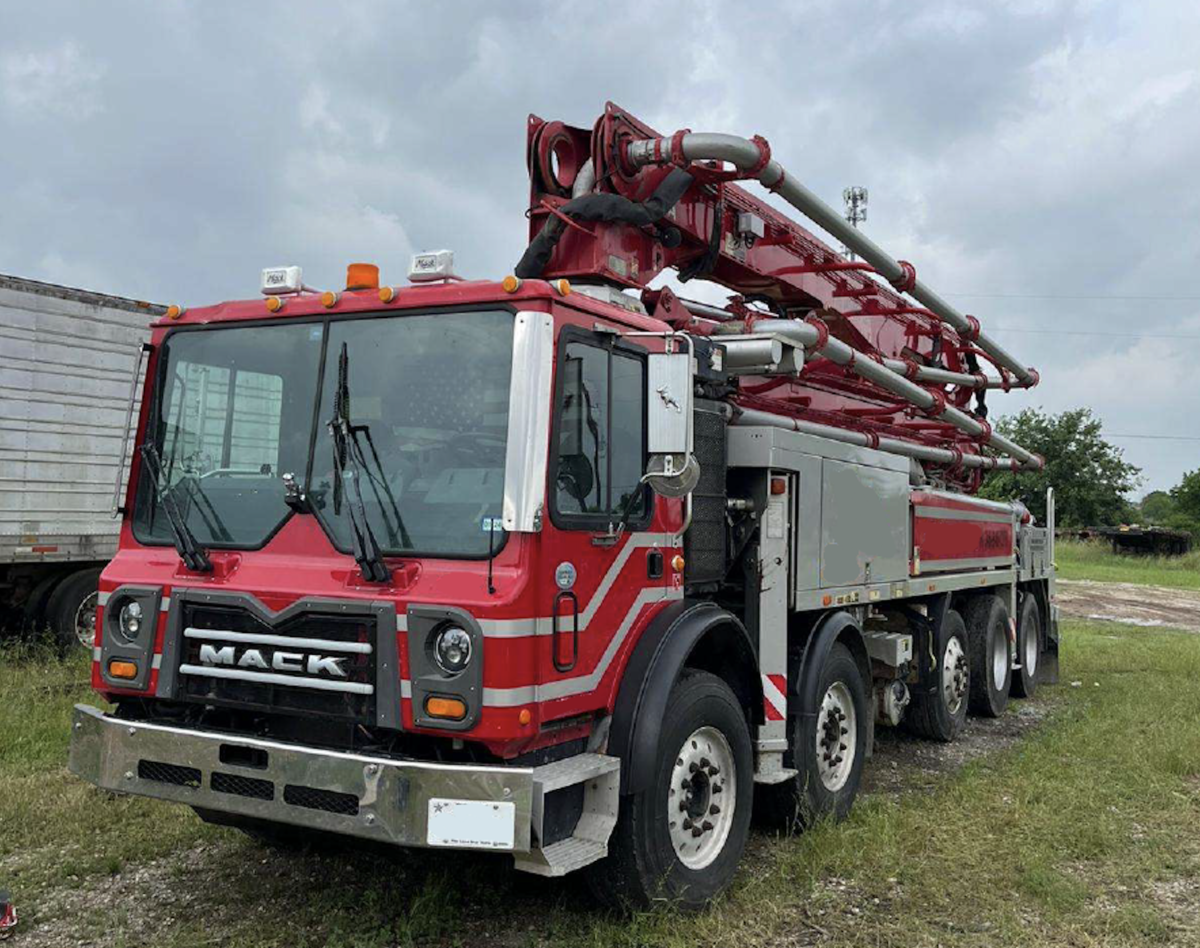 SOLD - 2015 38m Putzmeister on 2015 MACK - Global Concrete Pumps