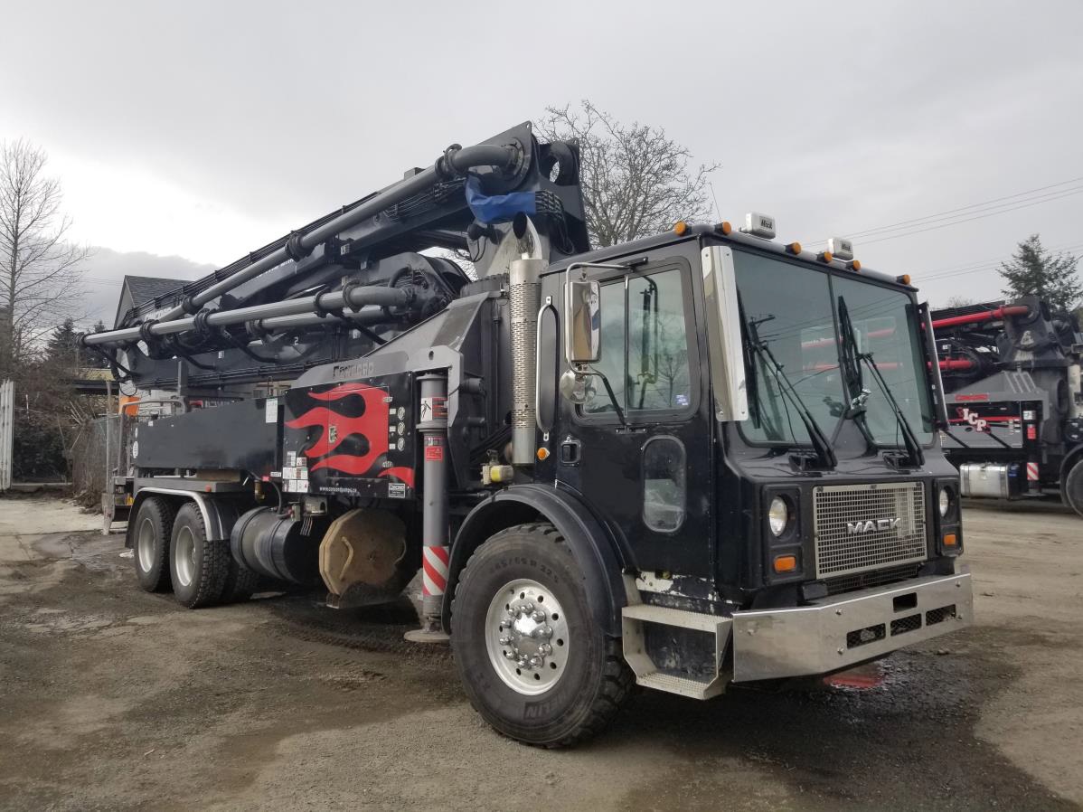 2006 38m Concord on 2006 Mack | Global Concrete Pumps